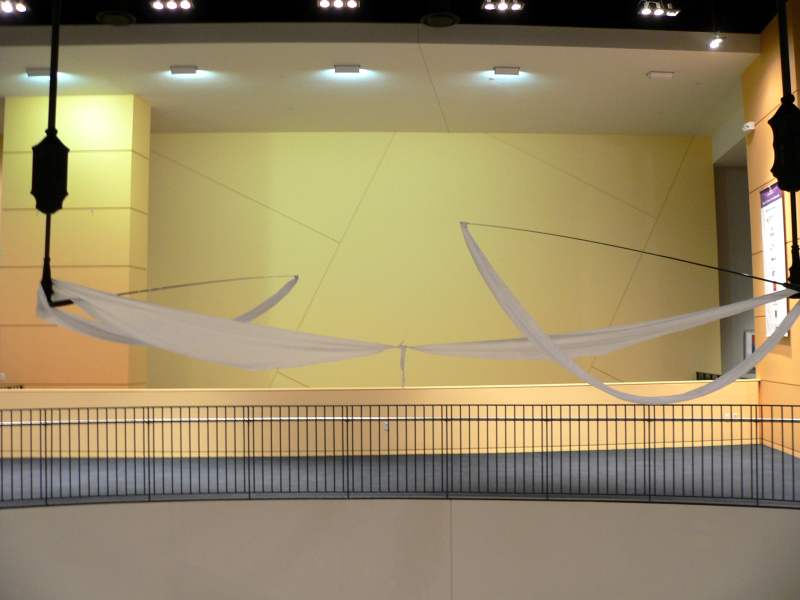 Index of /art/permanent_installations/ribbon_dancer